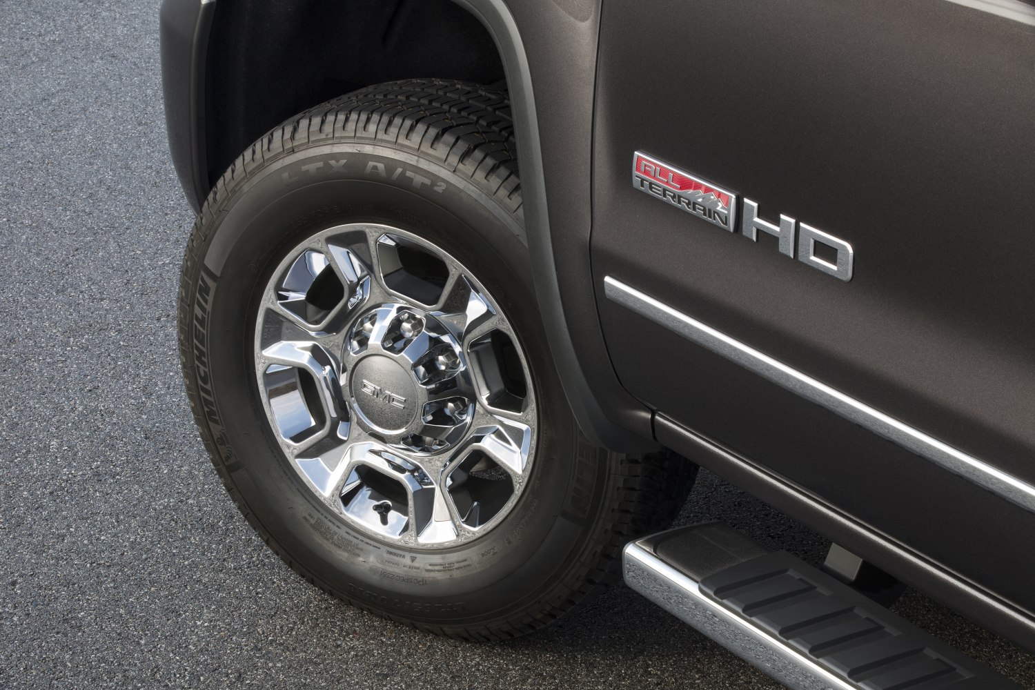GMC Sierra 2500HD technical specifications and fuel economy